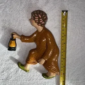 arnel’s | Accents | Arnels Lady With Lantern Wall Decor Vintage Ceramic ...